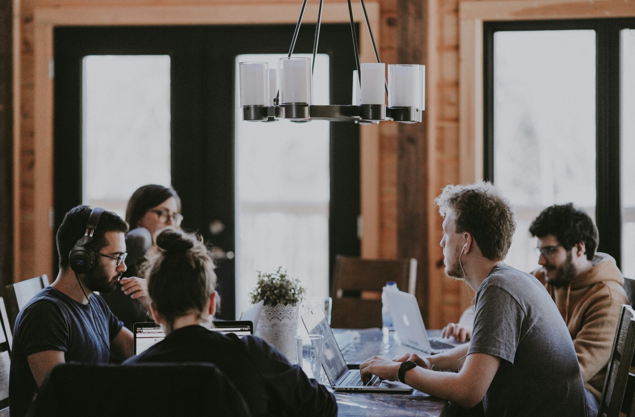 10 Ways to be More Mindful at Work